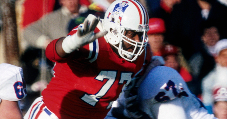 Kenneth Sims, unanimous All-American and former No. 1 overall pick ...