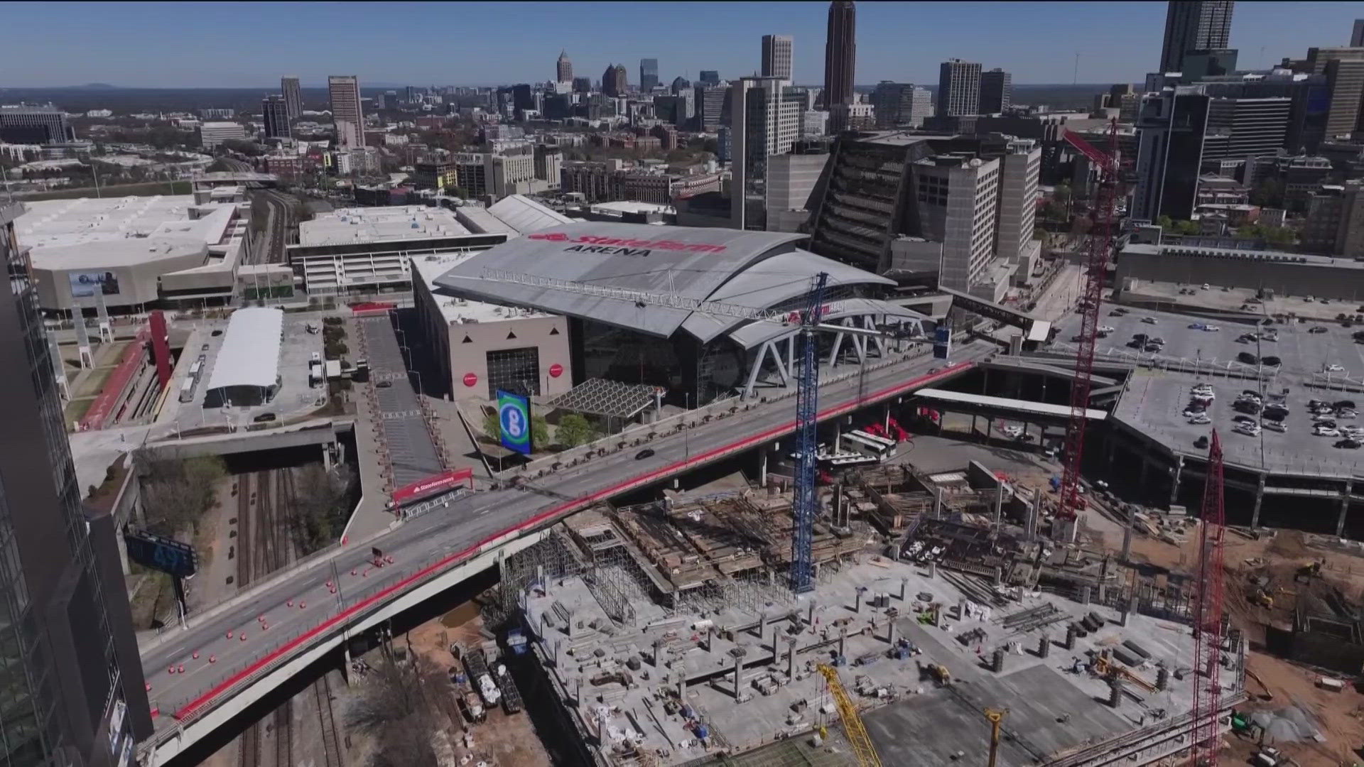 Downtown Atlanta construction worker dies in fall from 19th floor