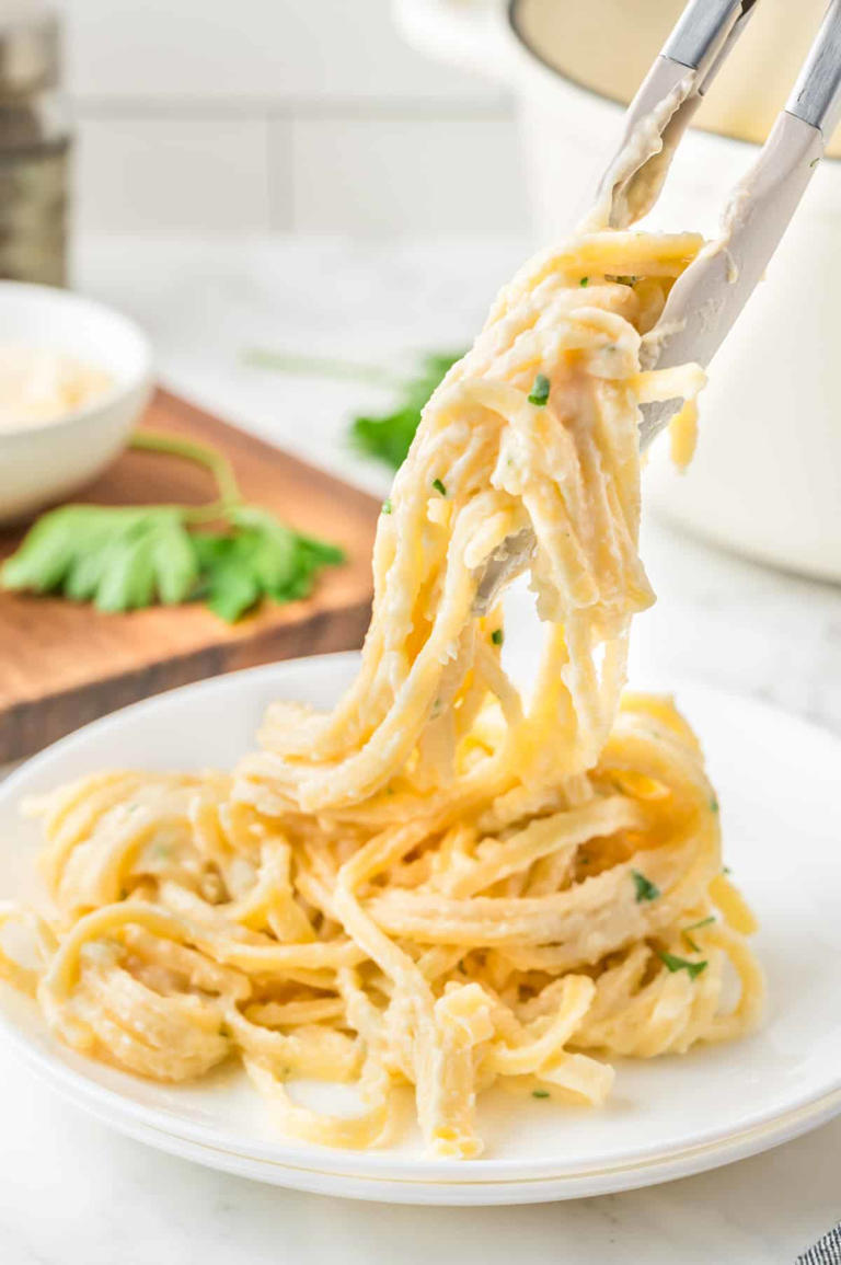 Linguine Alfredo