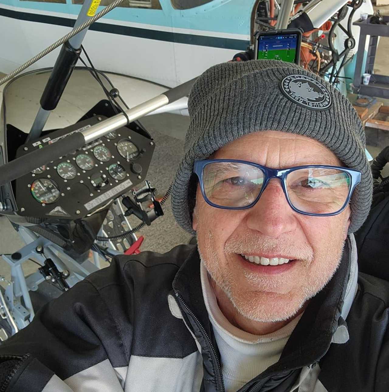 CT Pilot Who Died In Glider Crash Remembered As 'One Of The Greatest ...