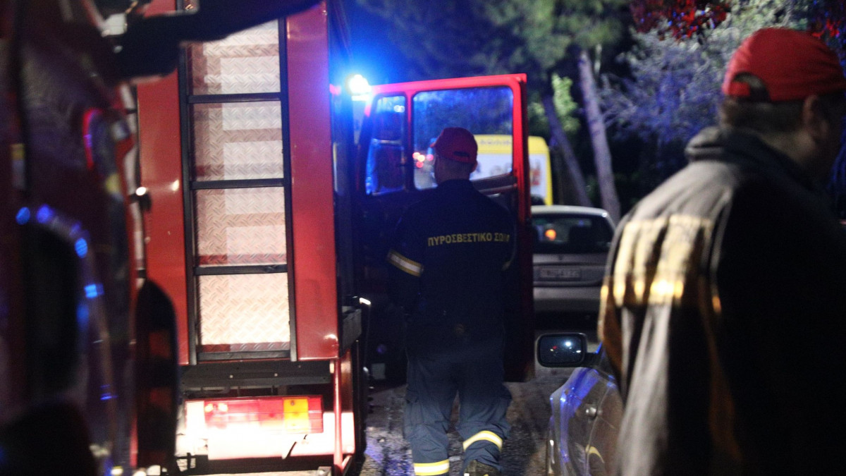 Τραγωδία στο Αιγάλεω: Νεκρή 65χρονη από πυρκαγιά σε διαμέρισμα - Το ...