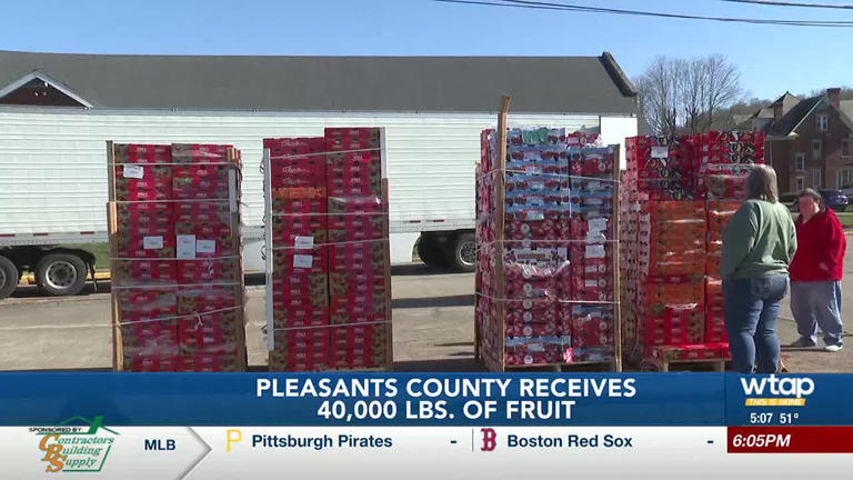 Farmlink Project delivers 40,000 lbs. of fruit to Pleasants County