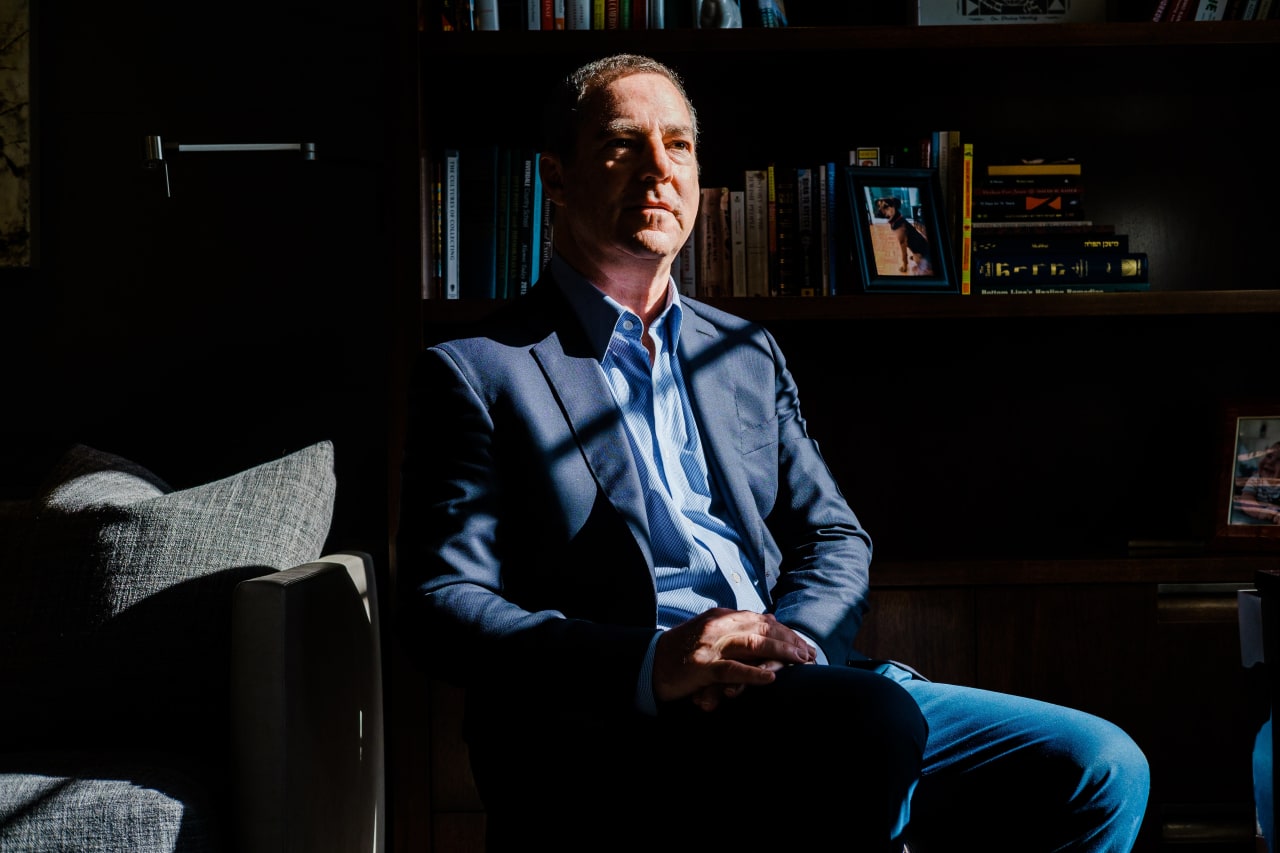 Why Law Firm Paul Weiss Pleaded Its Case With Trump, and Not With a Court