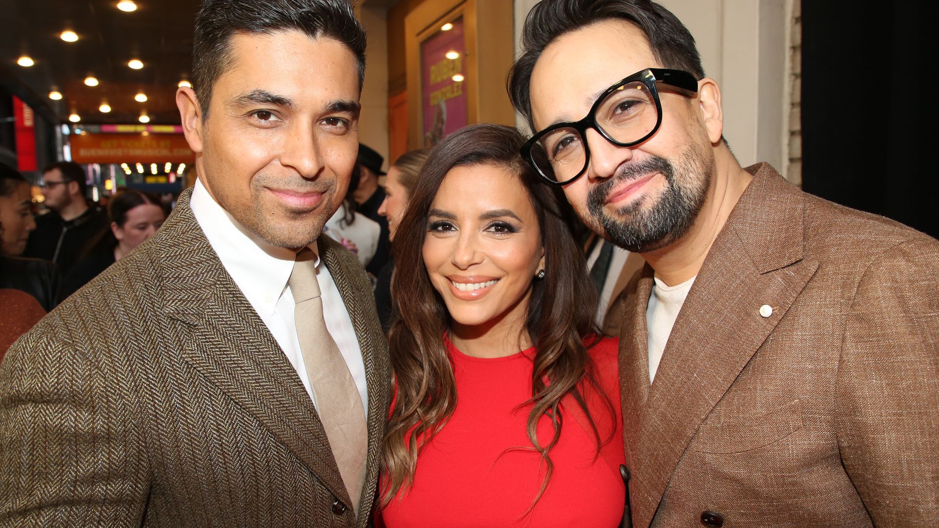 Eva Longoria, Wilmer Valderrama, John Leguizamo, Lin-Manuel Miranda en el estreno de Buena Vista ...
