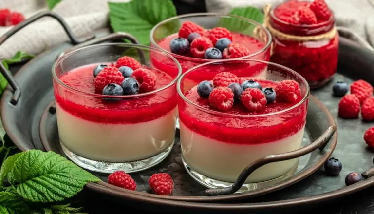 Panna cotta aux fruits rouges