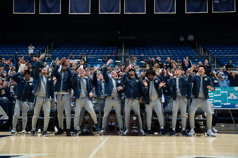 Akron basketball score, recap vs. Arizona | Zips lose in March Madness ...