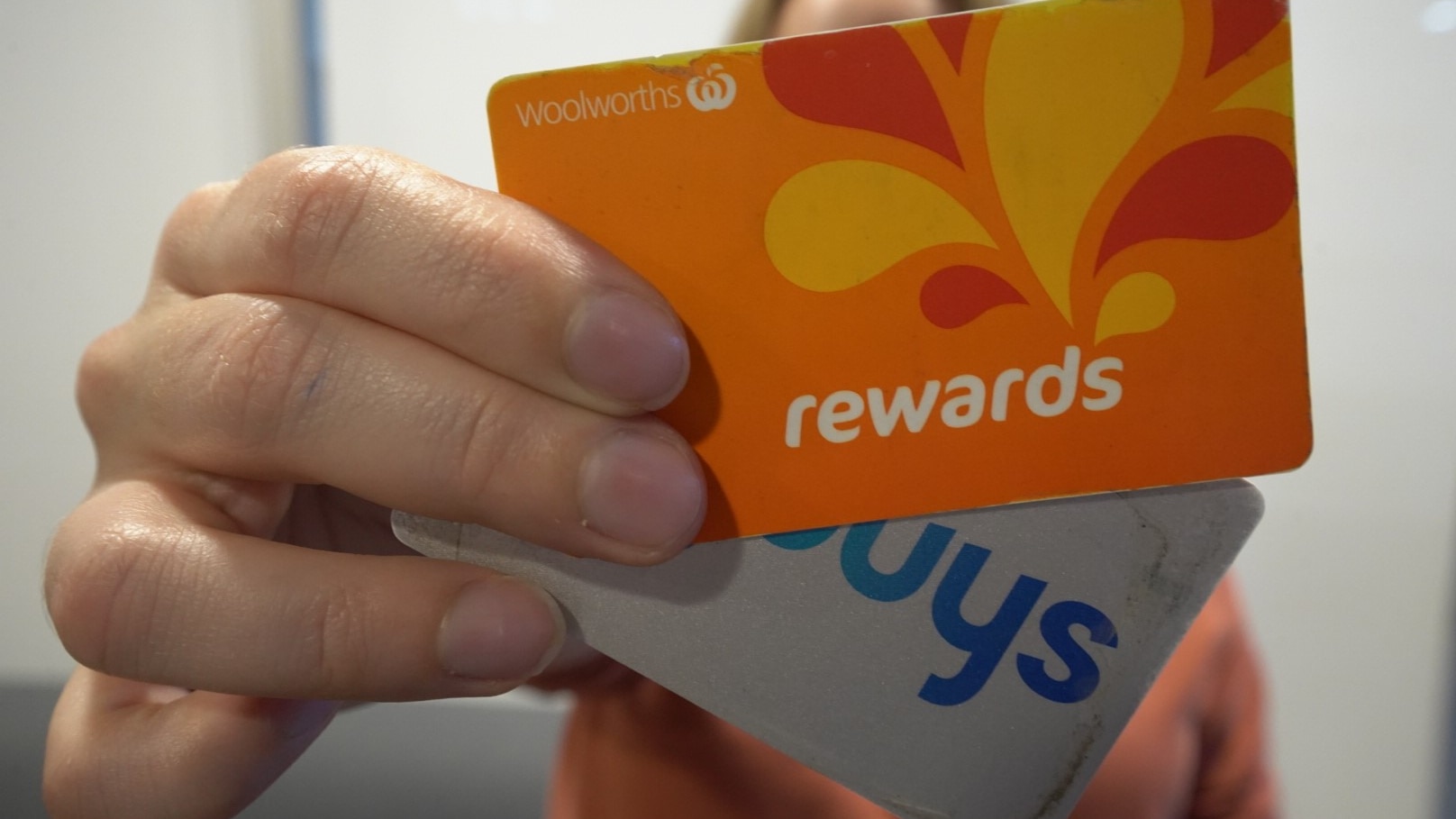 Coles and Woolworths' loyalty programs could be influencing customers ...