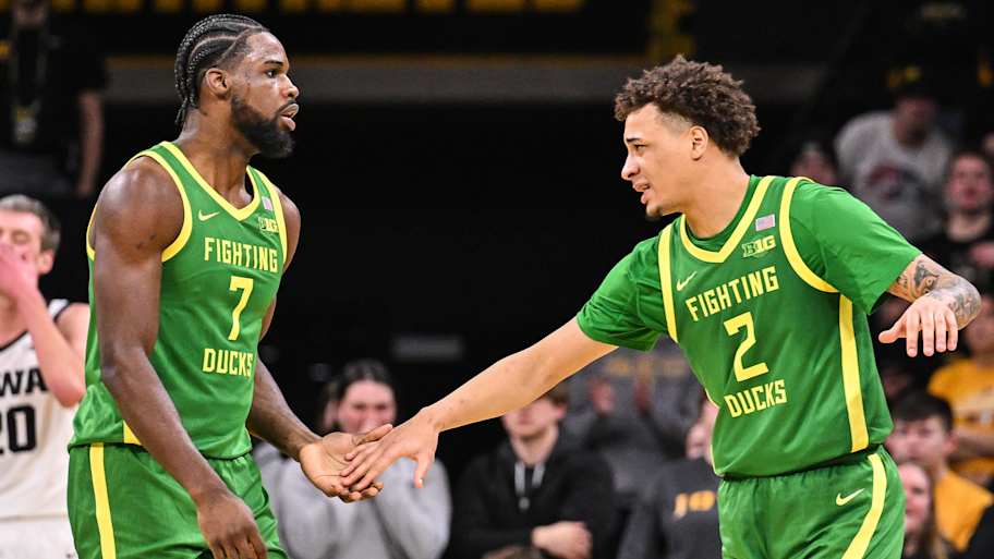 Oregon Ducks Reveal March Madness Uniforms vs. Liberty: NCAA Tournament ...