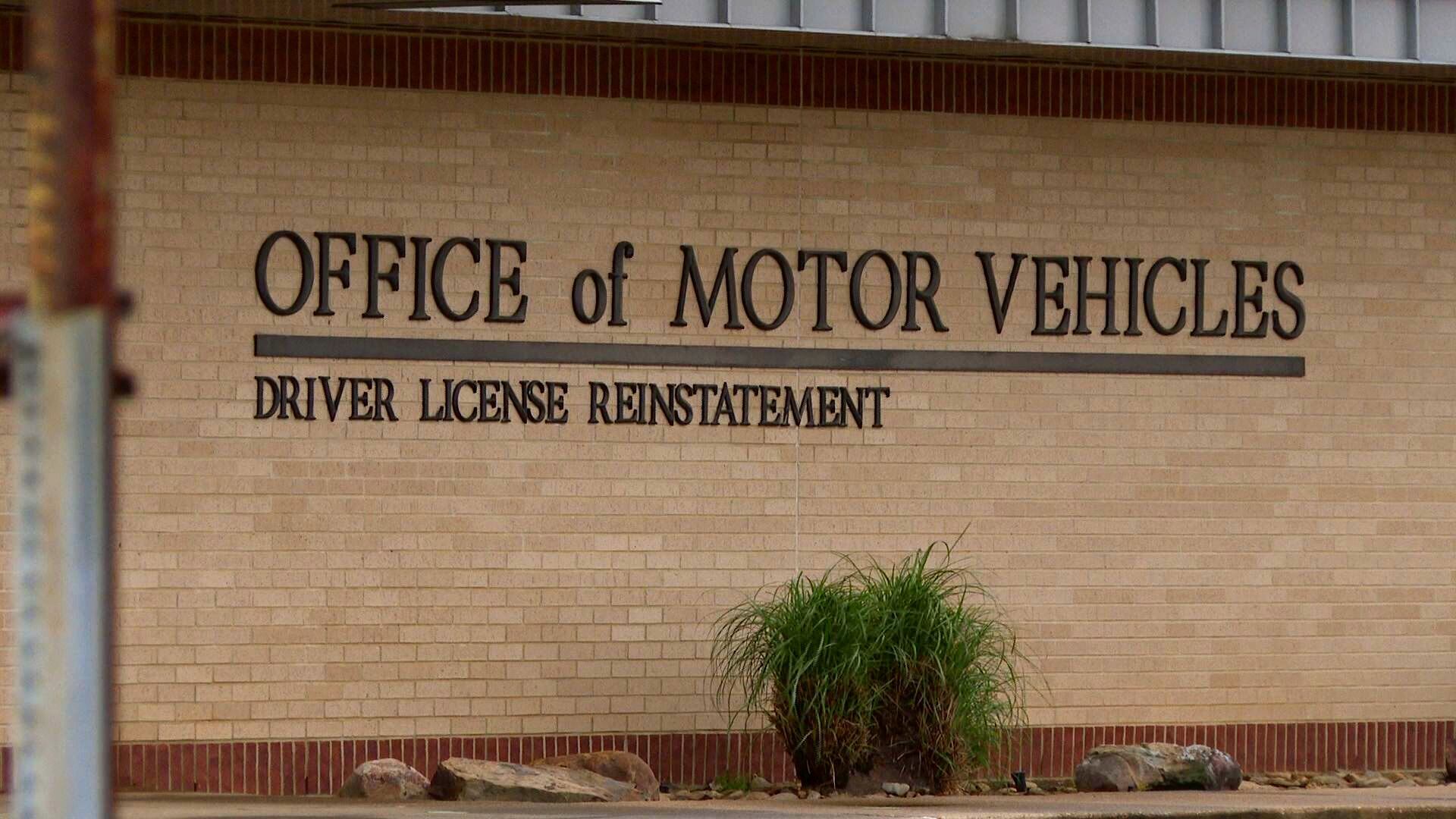 Governor Landry issues executive order suspending late fees on driver’s ...