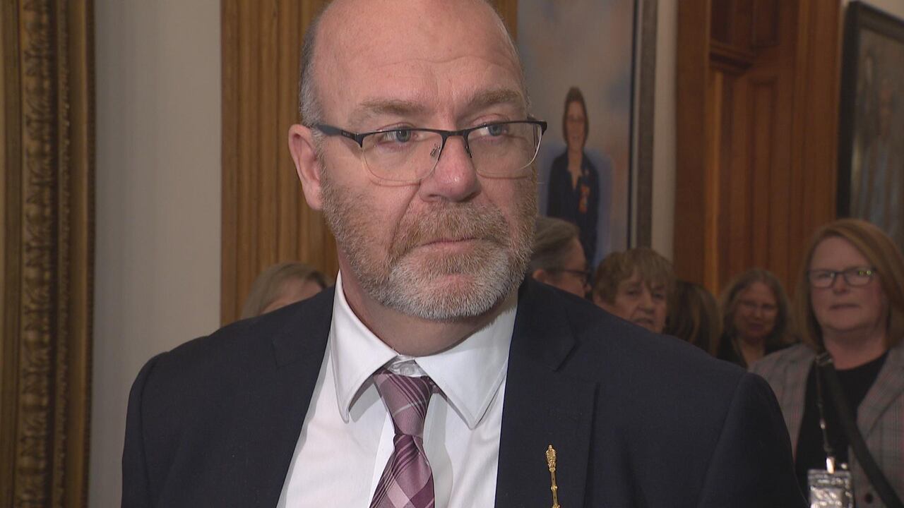 Liberal government moves to repeal PC legislation forcing unions into ...