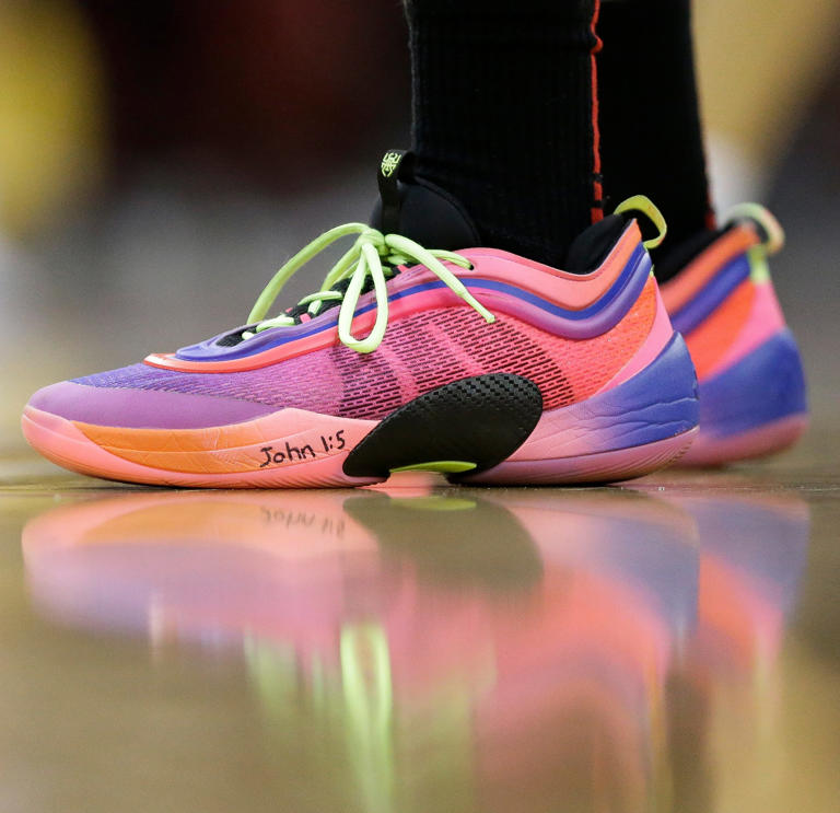 Abundant Life Christian boys basketball team embraces being a light in ...