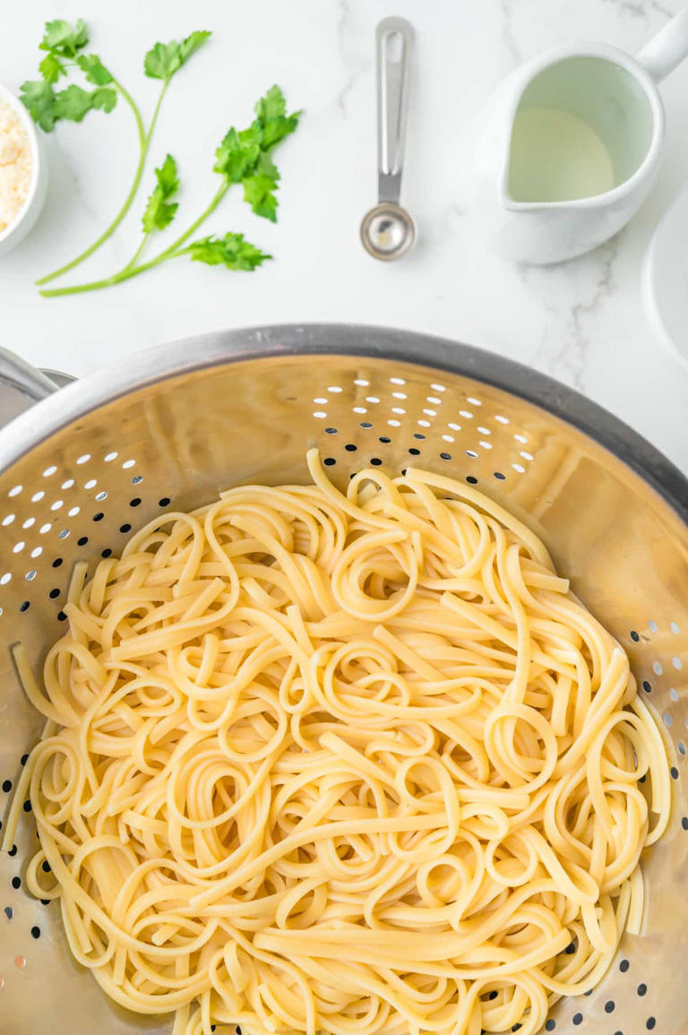 Linguine Alfredo