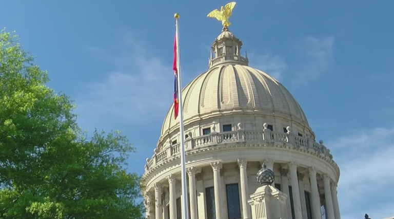 Mississippi House narrowly passes school choice bill