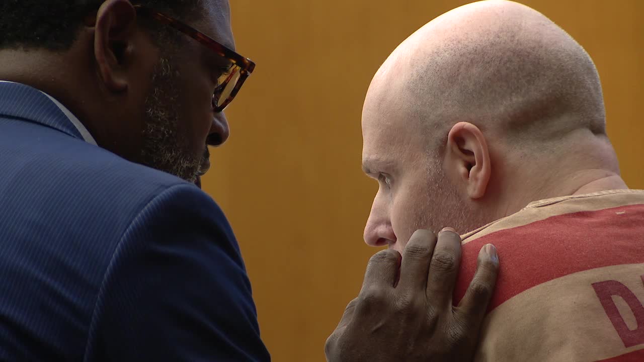 'Texas 7' inmate Randy Halprin's court hearing turns into battle over ...