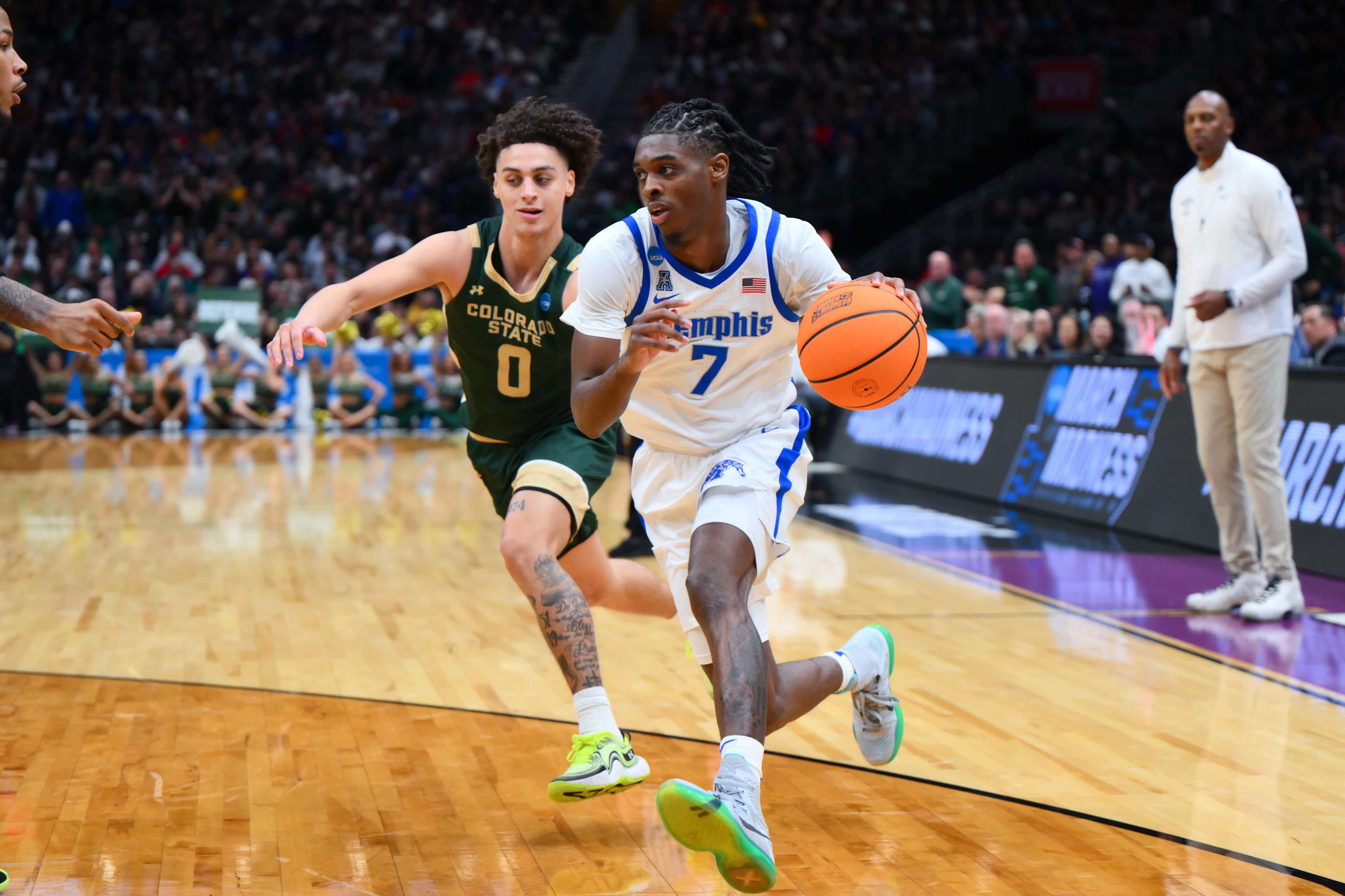 Former Memphis basketball guards announce transfers: PJ Carter to LSU ...