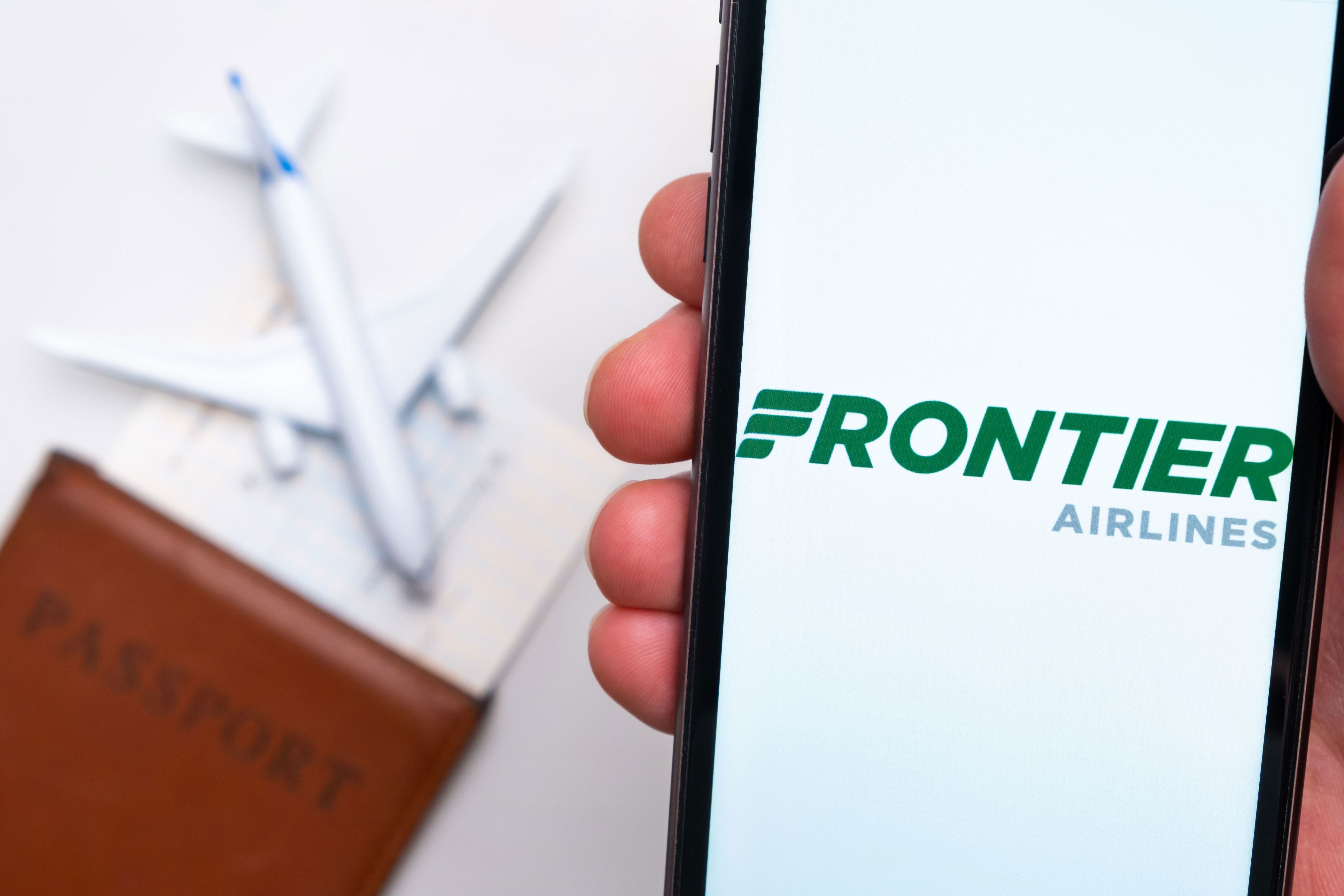 Frontier Airlines Praised For Its Limited Time "Friends Fly Free" Promotion