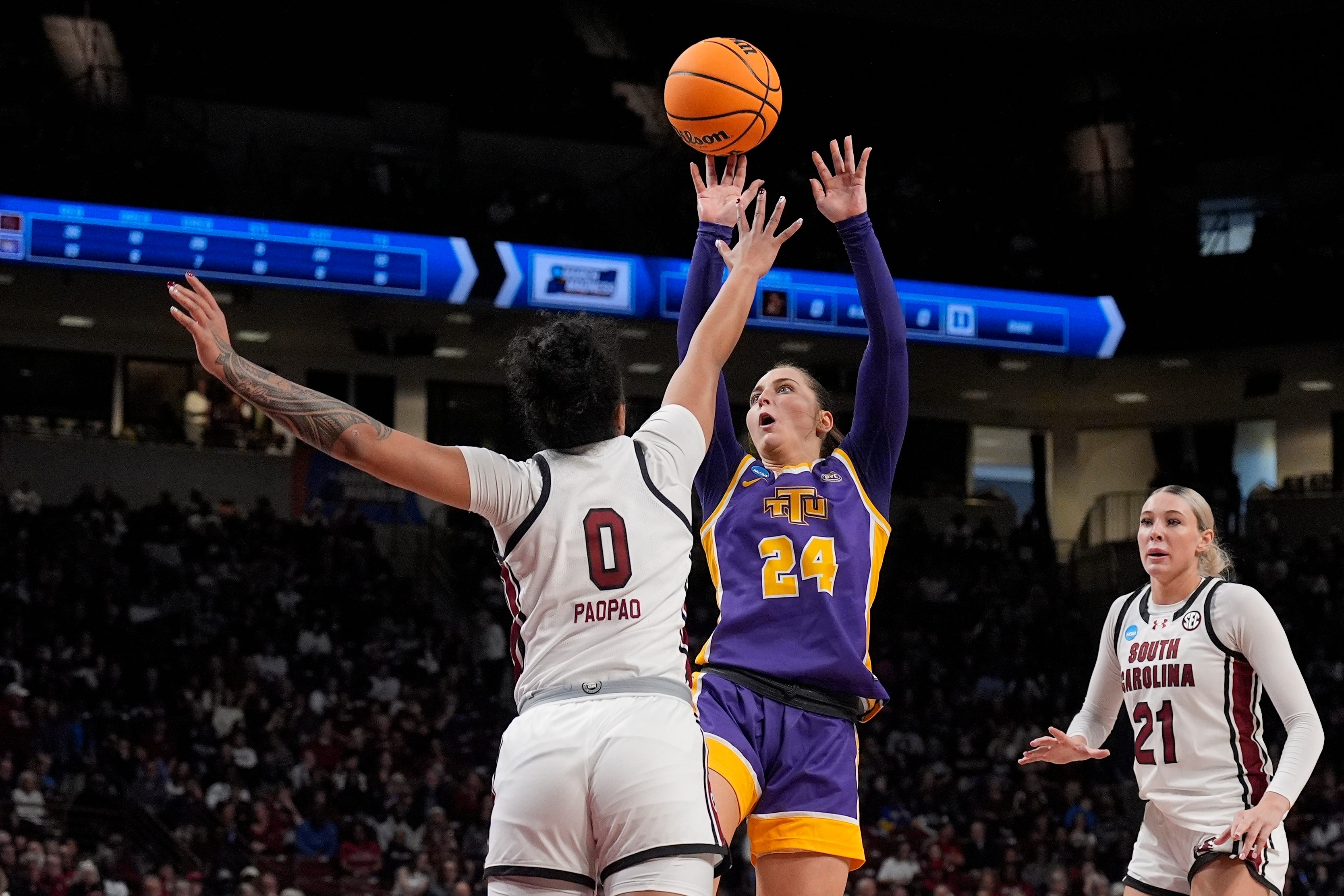 South Carolina, Dawn Staley vs Indiana live score: Prediction, how to ...