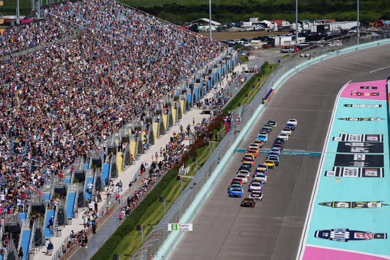 NASCAR Straight Talk Wireless 400 preview: Favorite, underdog, top ...