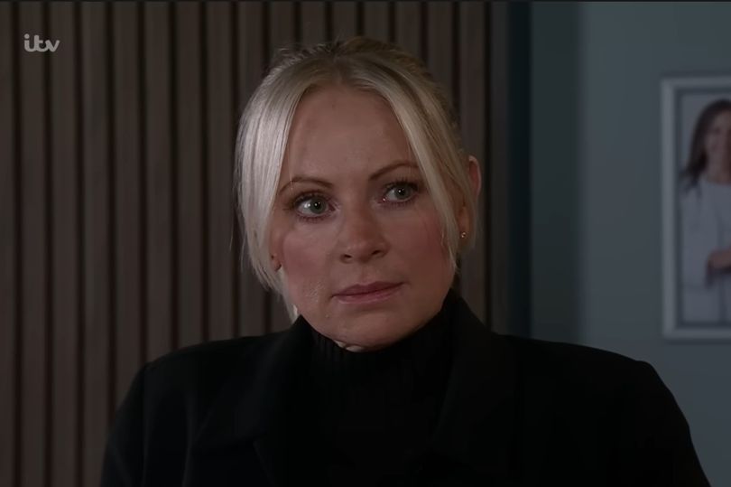 Coronation Street drama as Lisa Swain in line of fire with Rob Donovan ...