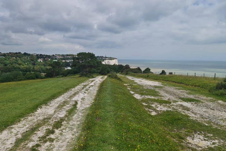 The gorgeous hidden Kent bay with caves and rock pools that has ...