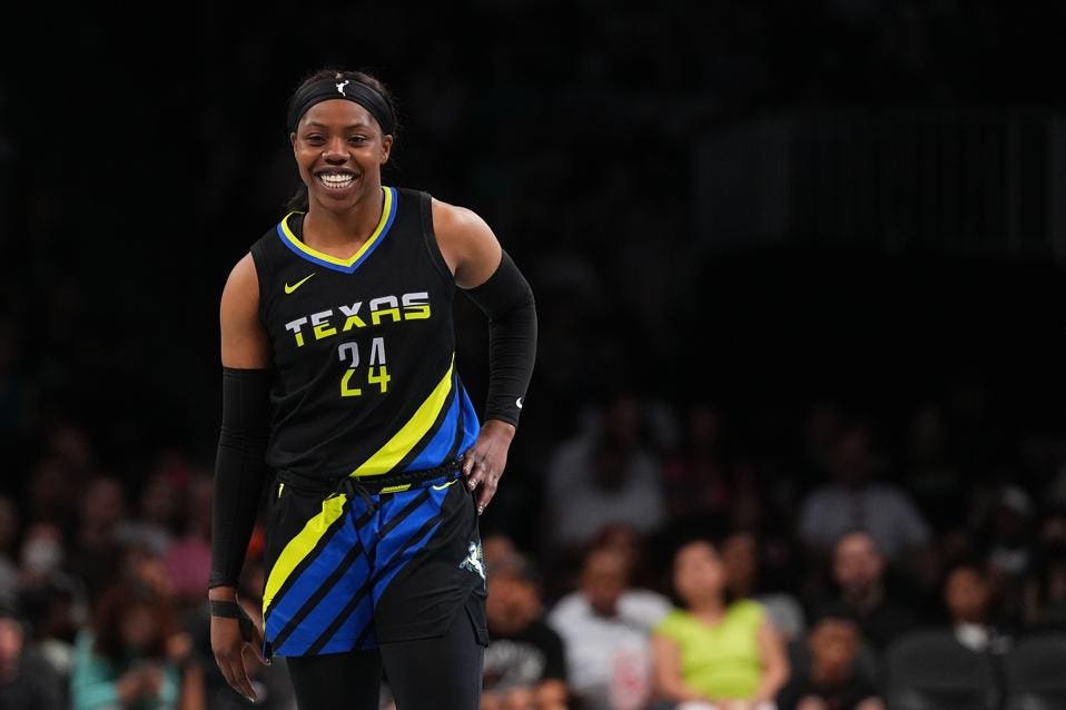 Ranking 11 Most Popular WNBA Jerseys of All-time, ft. Caitlin Clark’s ...