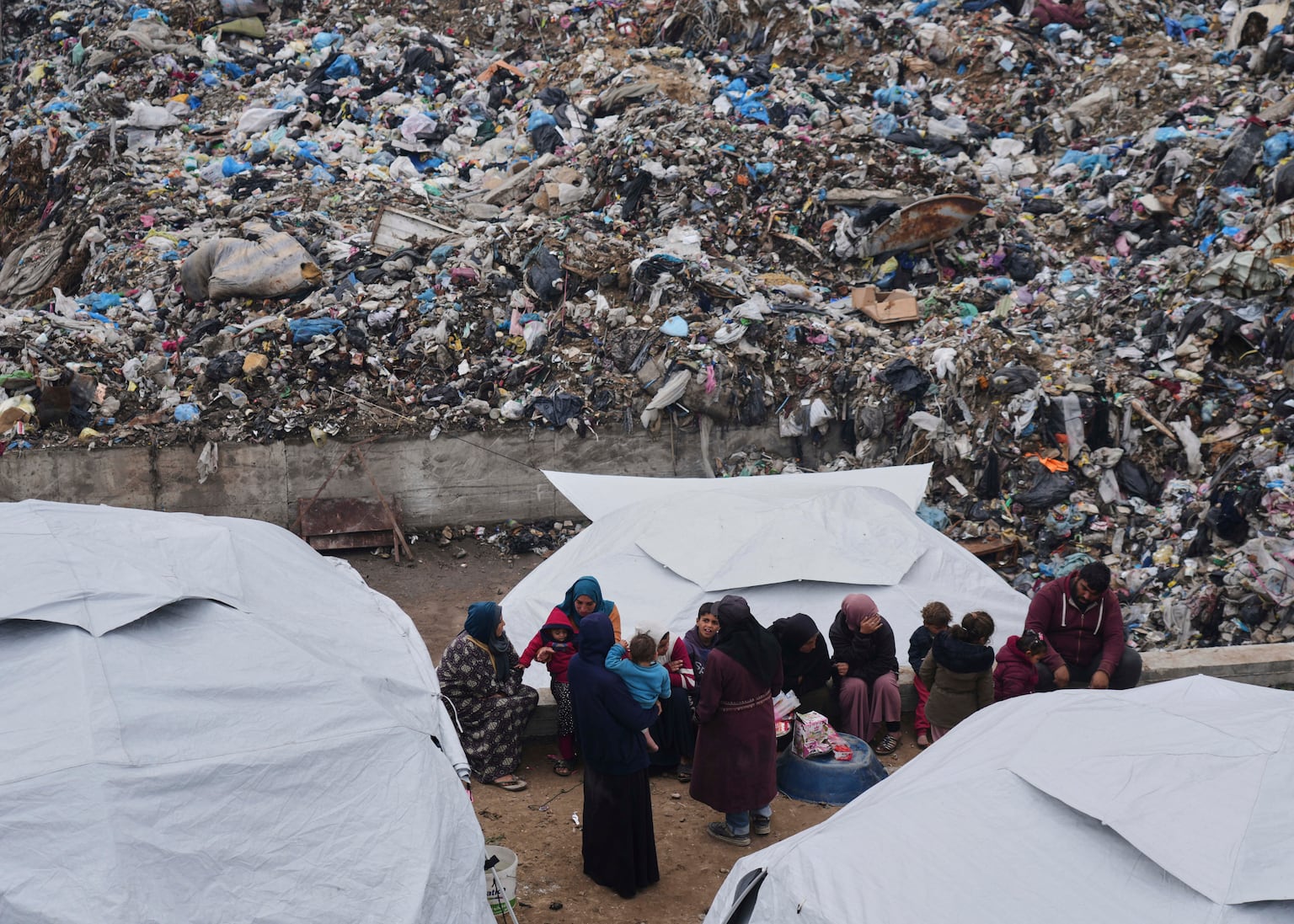 Doctors describe toll on children in Israeli strikes on Gaza