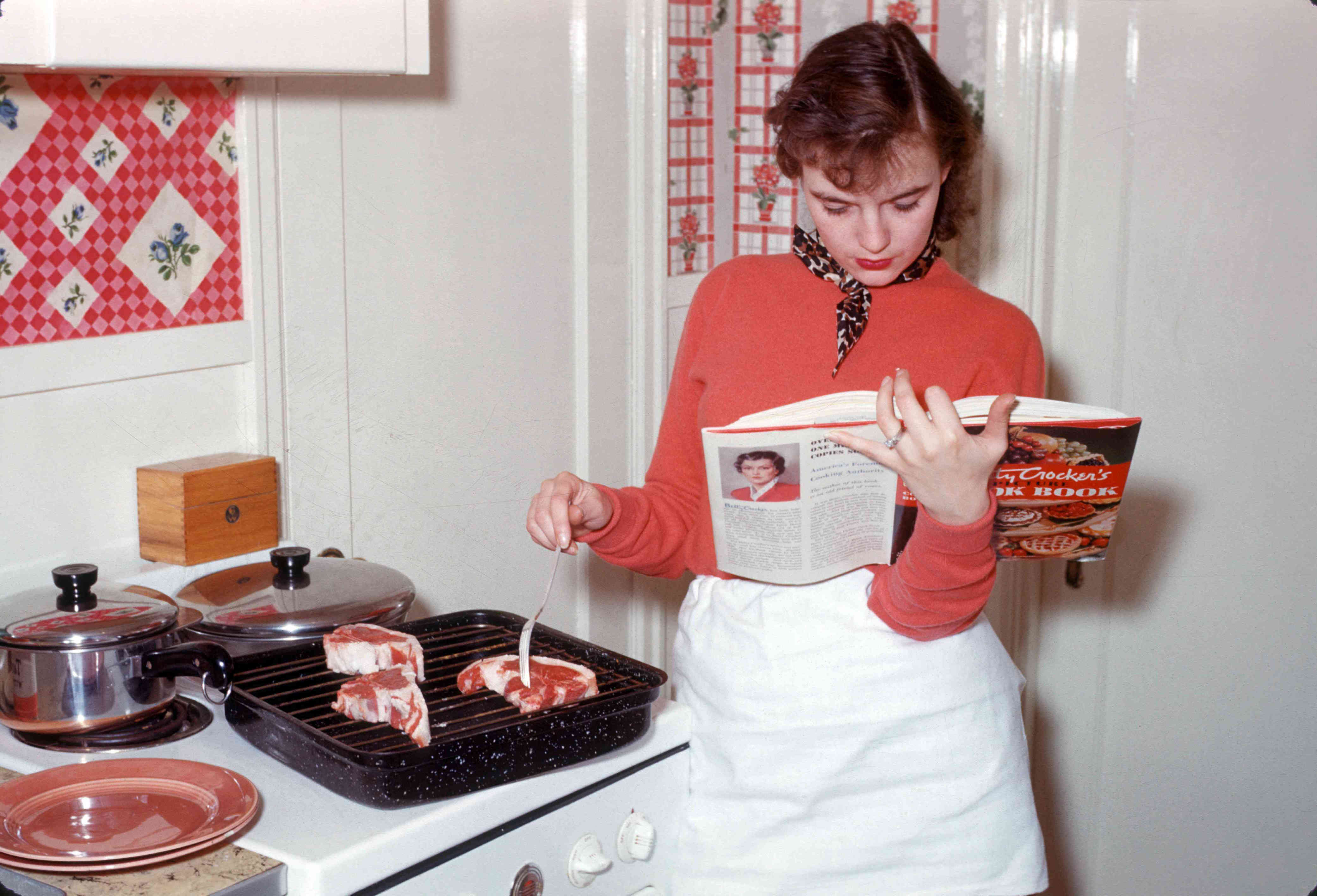 11 cooking tips our Southern mothers swore by—but aren’t actually true