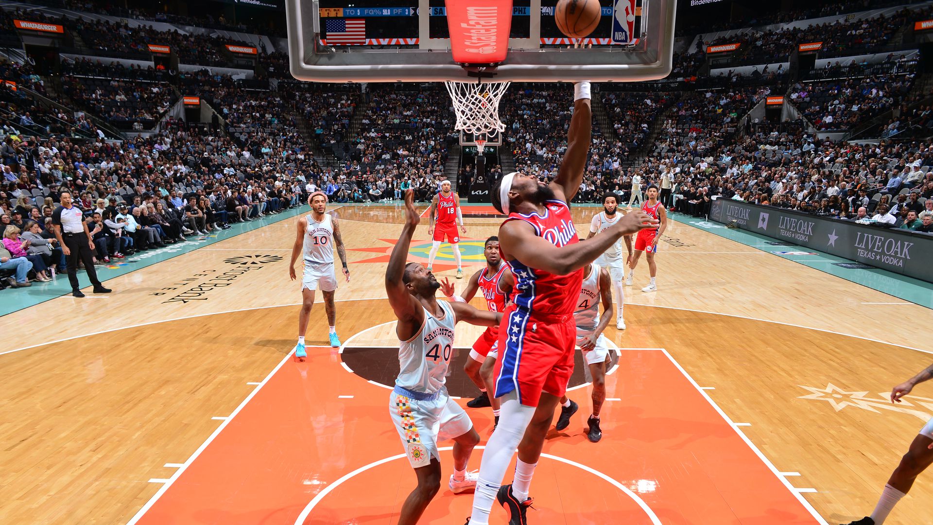 Despite four Sixers scoring 20-plus points, the team falls to Spurs