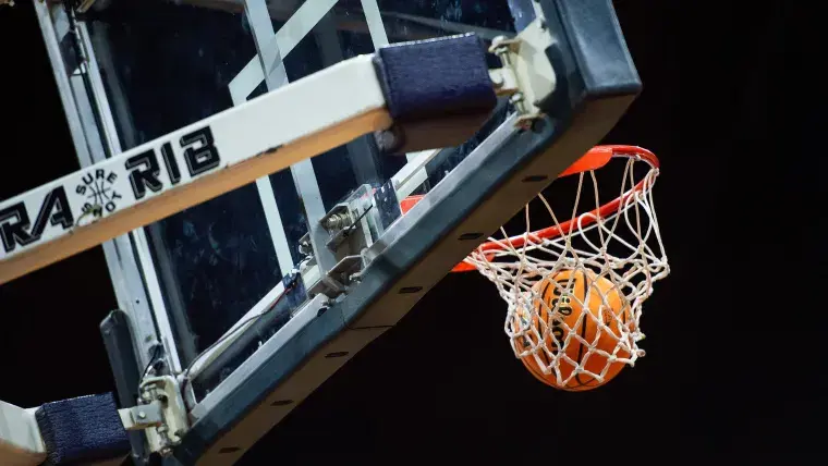 How to watch Cretin-Derham Hall vs. Wayzata in Minnesota high school ...