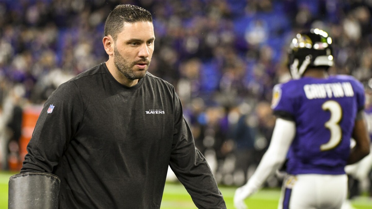 Ex Ravens Assistant Please Not Guilty in Peculiar Fraud Case