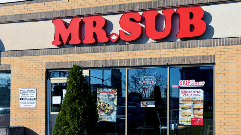 5 Canadian Fast Food Chains We're Missing Out On In The US