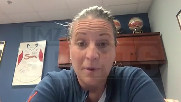 Jen Rizzotti Weighs In on UConn's NCAA Tournament Chances