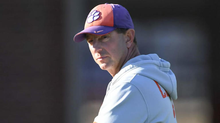 Republic Bank chooses Fiserv’s DNA platform