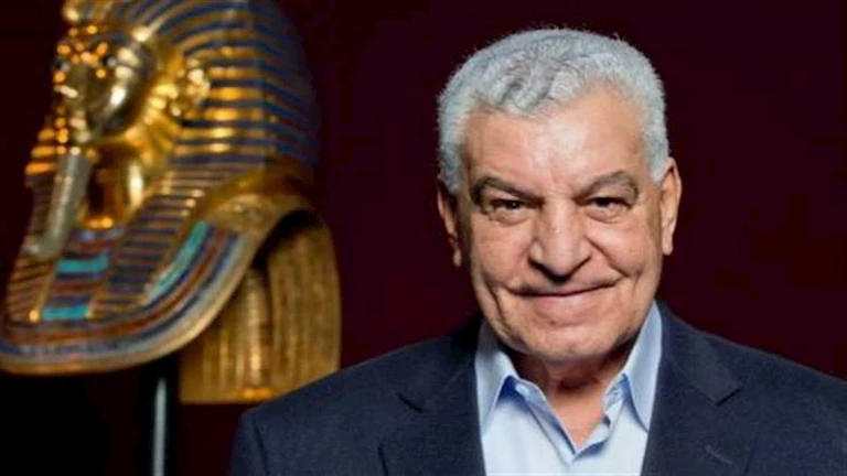 "الزئبق الأحمر" في المومياوات حقيقة أم خرافة؟.. زاهي حواس يحسم الجدل