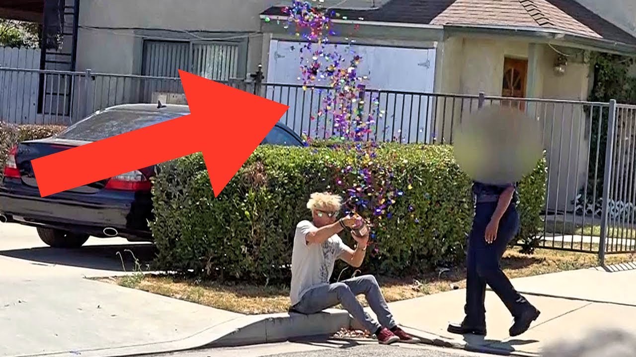Female cop pranked with insane magic (confetti explosion)