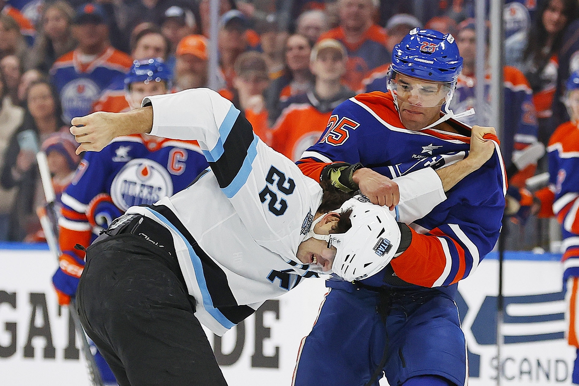 Our top NHL hockey fight photos from March