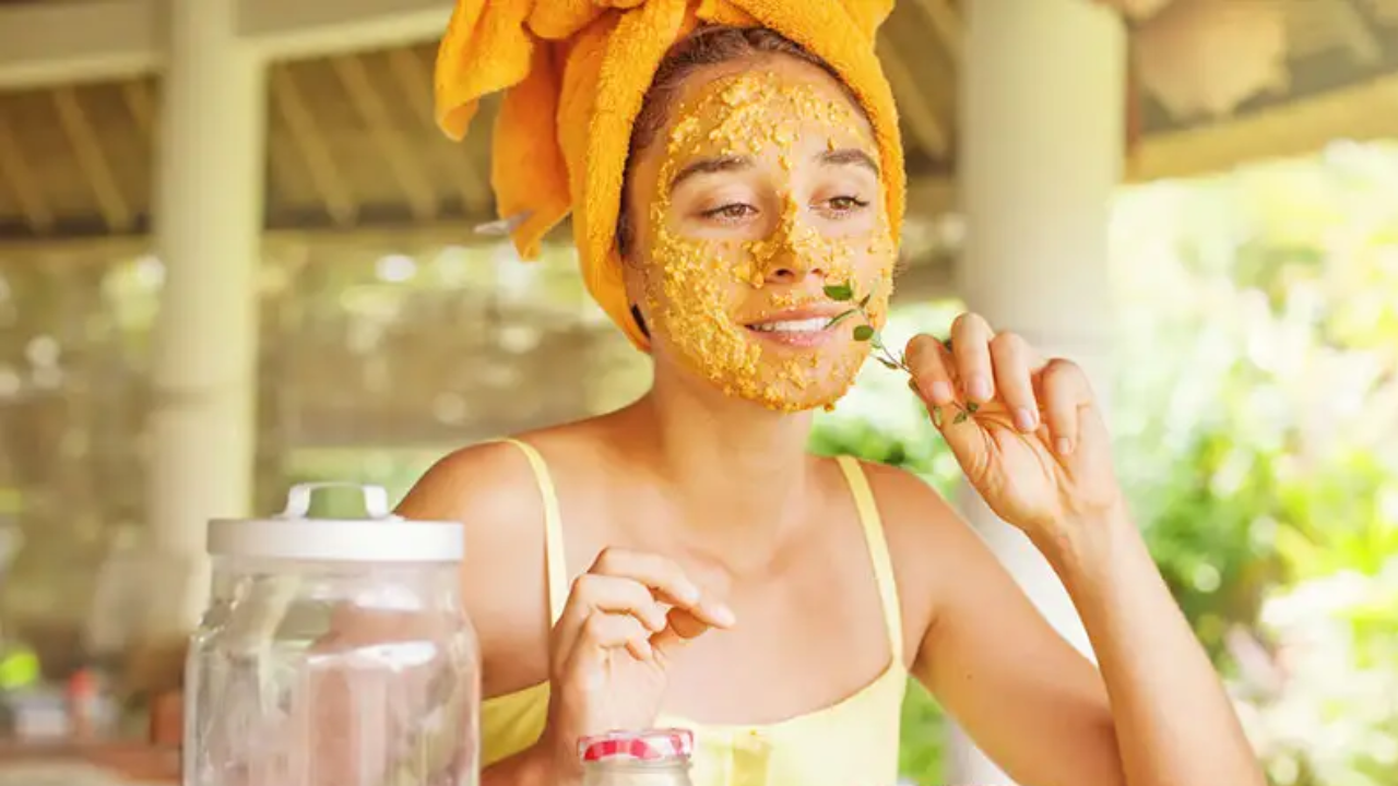 Stop using these 5 ingredients in your homemade DIY masks immediately