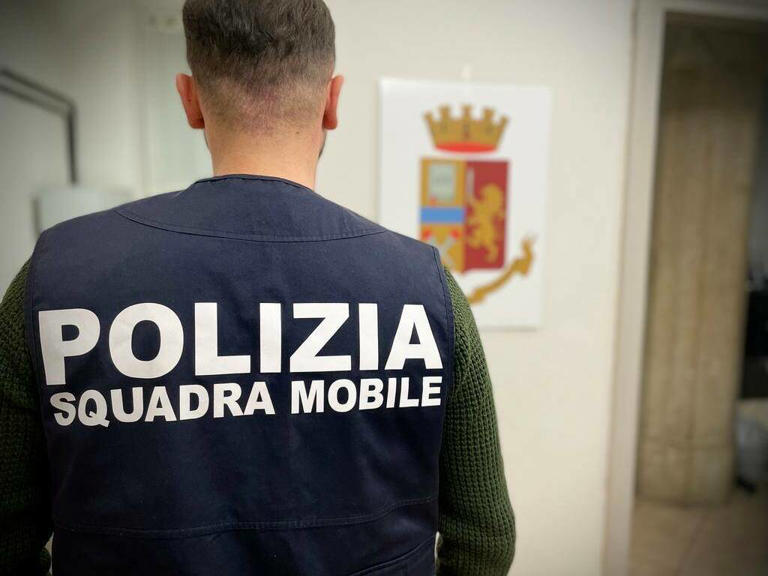 Sestri Ponente, arrestato pusher: trovato con hashish, cocaina e anfetamine