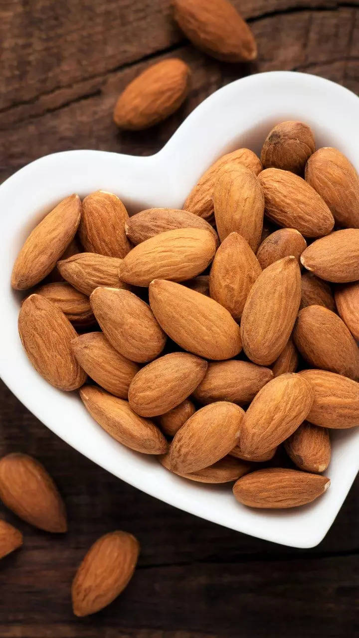 8 Reasons why adding a handful of almonds is all you need for good health