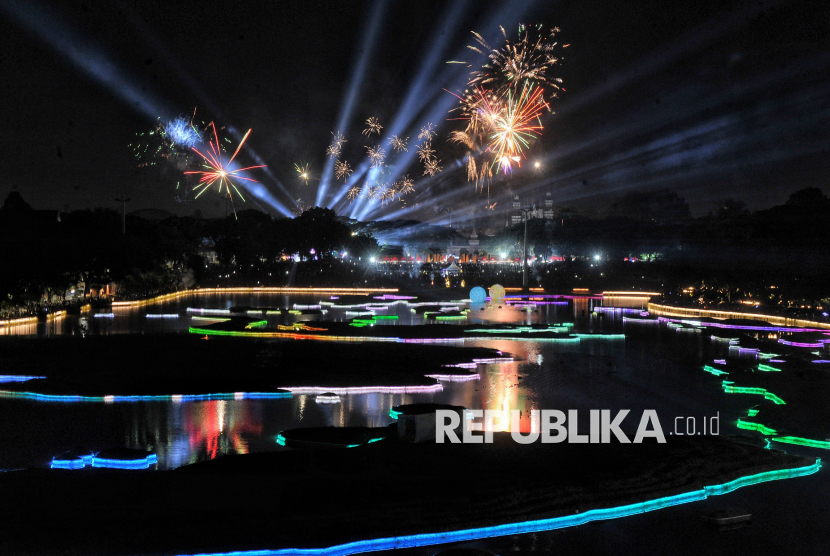 TMII Gelar Pawai Obor Sambut Malam Takbiran