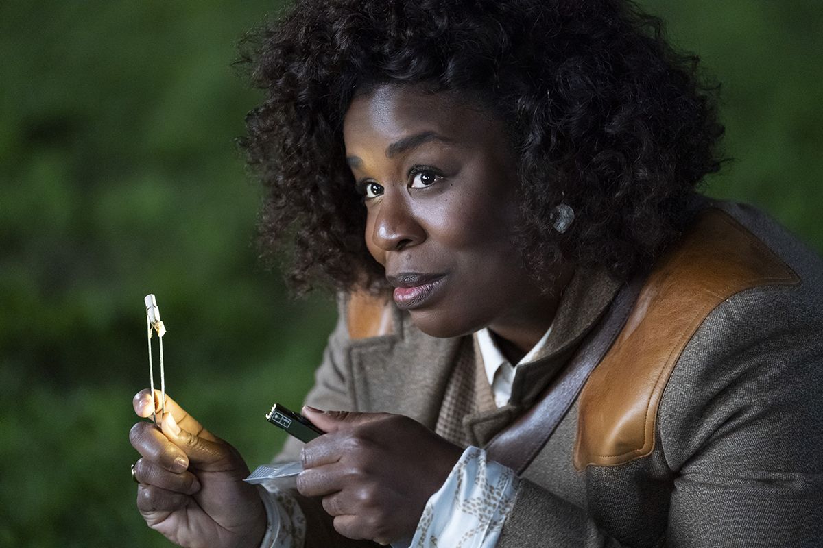 The Residence Star Uzo Aduba Can’t Find Her iPhone
