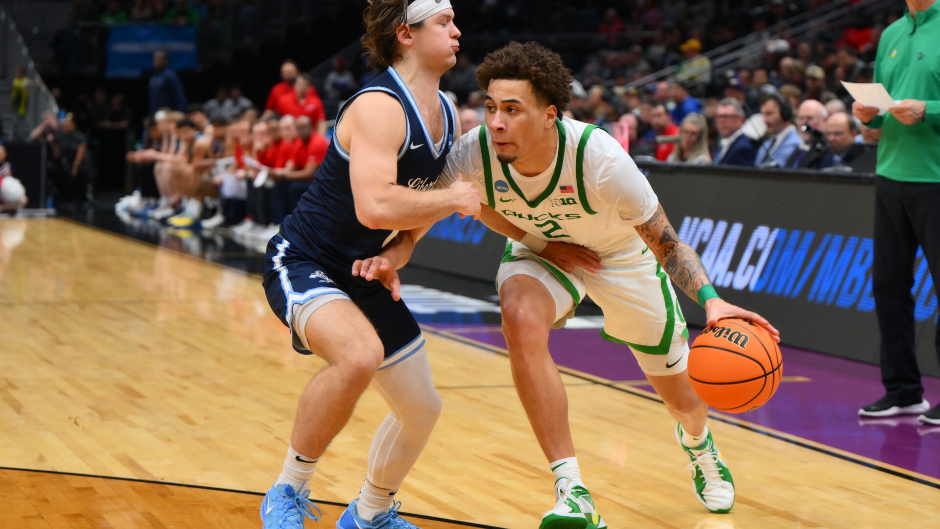 Oregon vs. Arizona Prediction: Odds, Expert Picks, Betting Trends, and ...