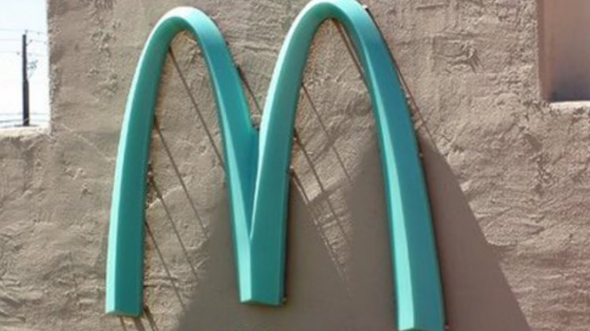 Only One McDonald's Has This Color Sign