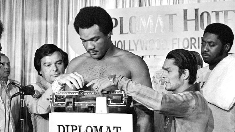 "Rumble in the Jungle" : décès à 76 ans du boxeur George Foreman