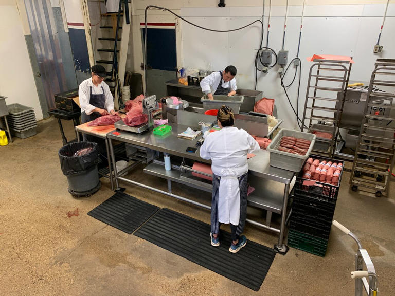 Navigating trade tricky in border city of Lloydminster, which straddles ...