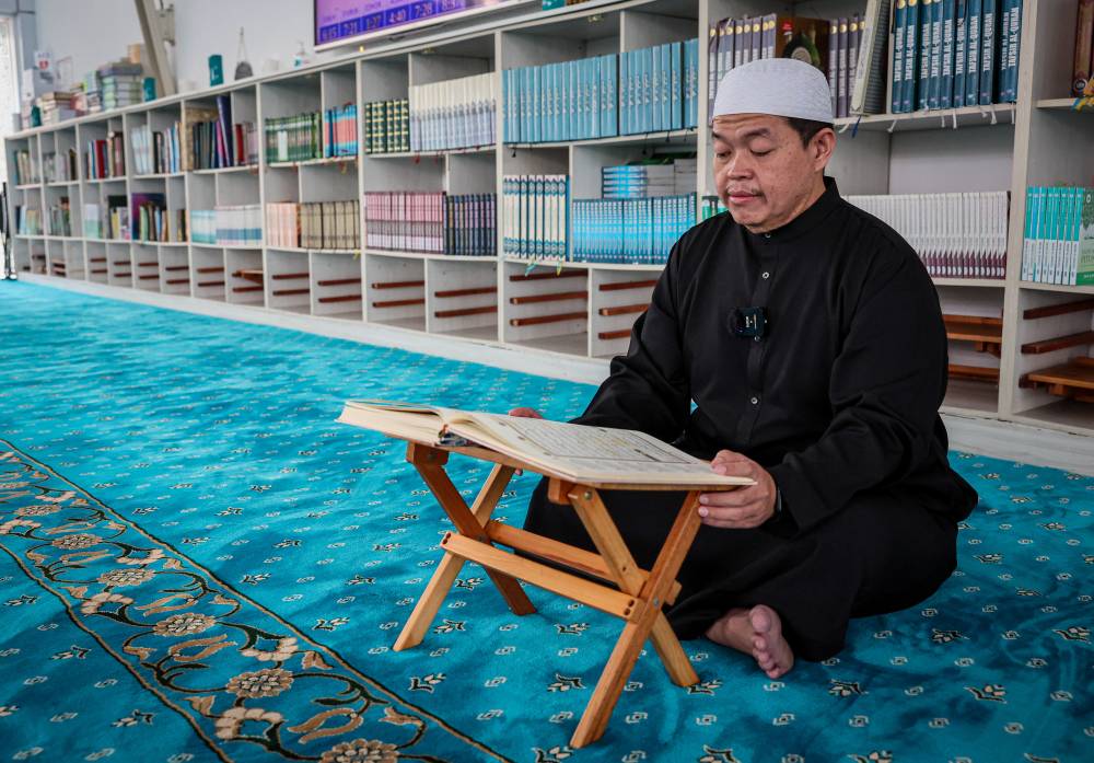 ‘Sudais Malaysia’- A voice that brings tranquillity to Muslim worshippers