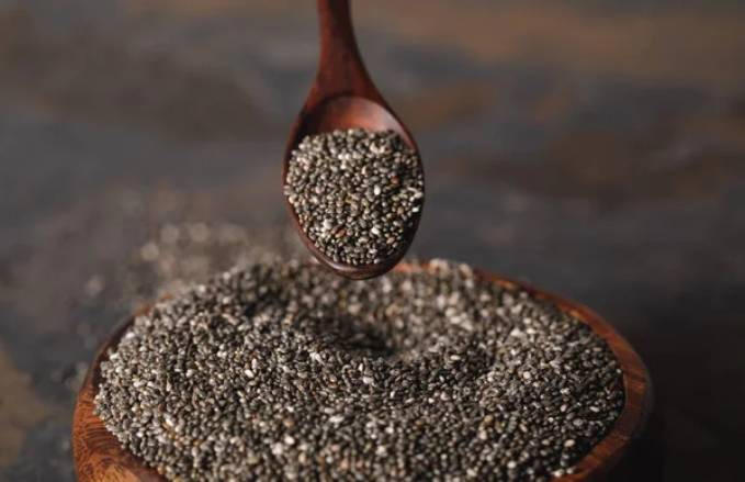 Sử dụng hạt chia vào mùa hè thế nào để da ẩm và căng mịn?