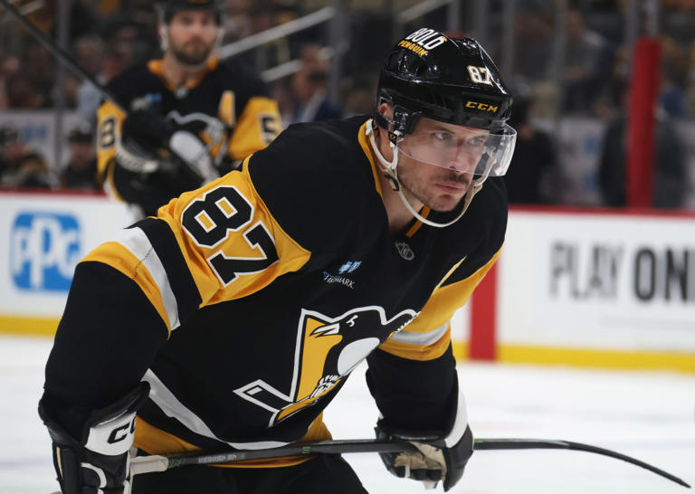 Sidney Crosby Joins Alex Ovechkin After Reaching Rare NHL Milestone