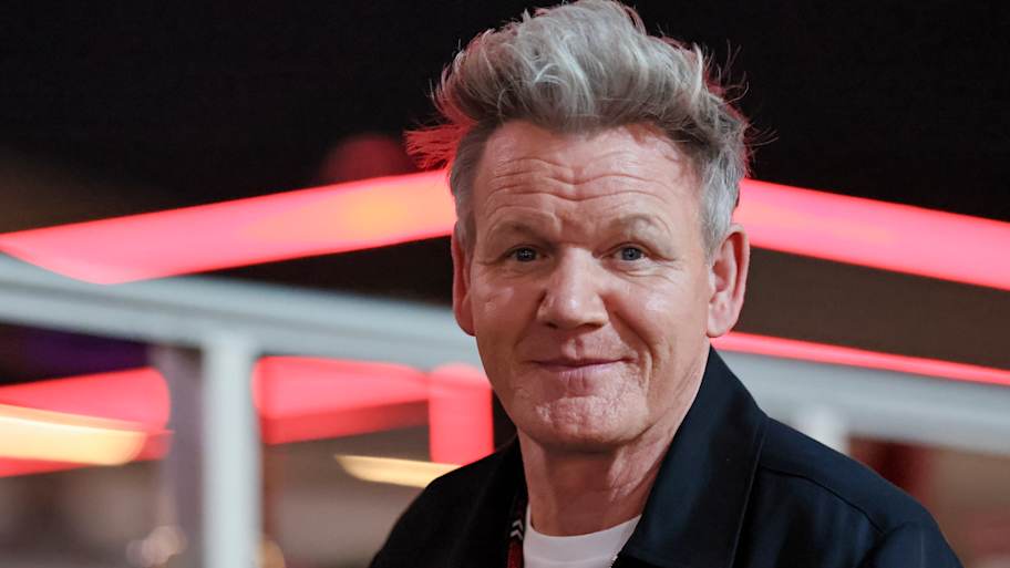 What does Gordon Ramsay choose to eat for breakfast?