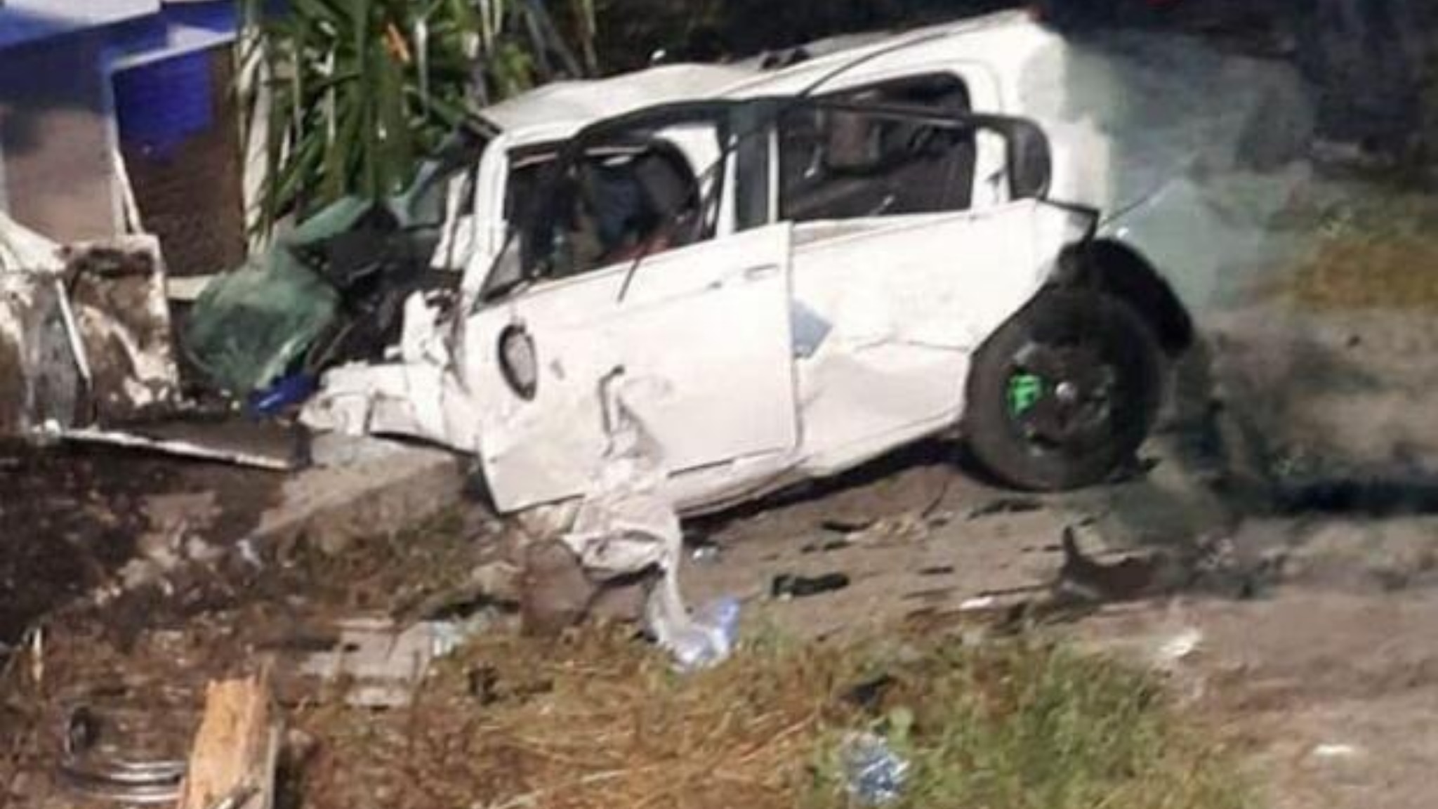 Grave incidente stradale tra due auto: morti i due giovani alla guida di 24 e 25 anni, erano amici